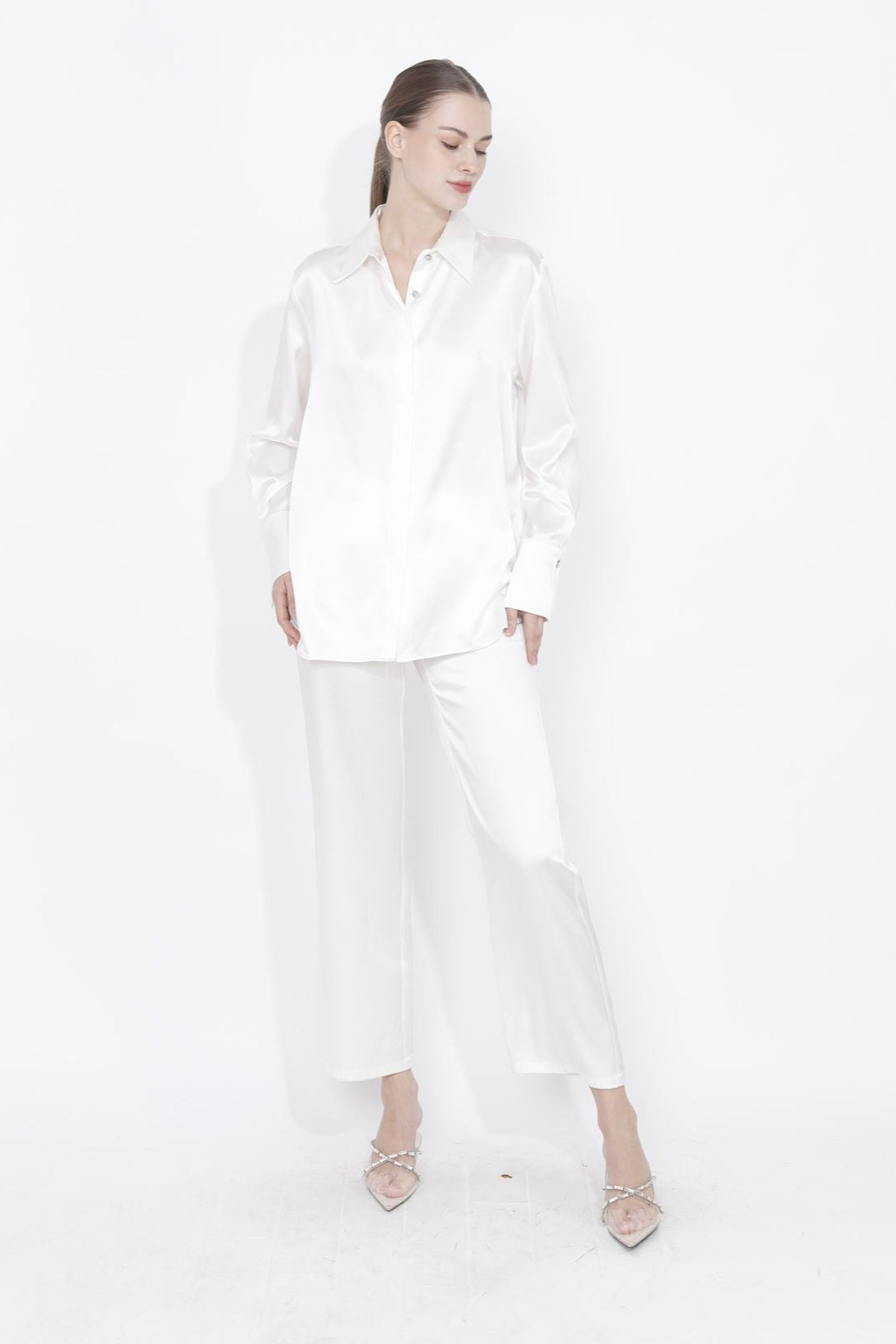 Sophisticated White Silk Button Down Blouse for Upscale Wardrobes – DIOMI